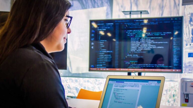 Informática y comunicaciones: definiciones, relación y ejemplos